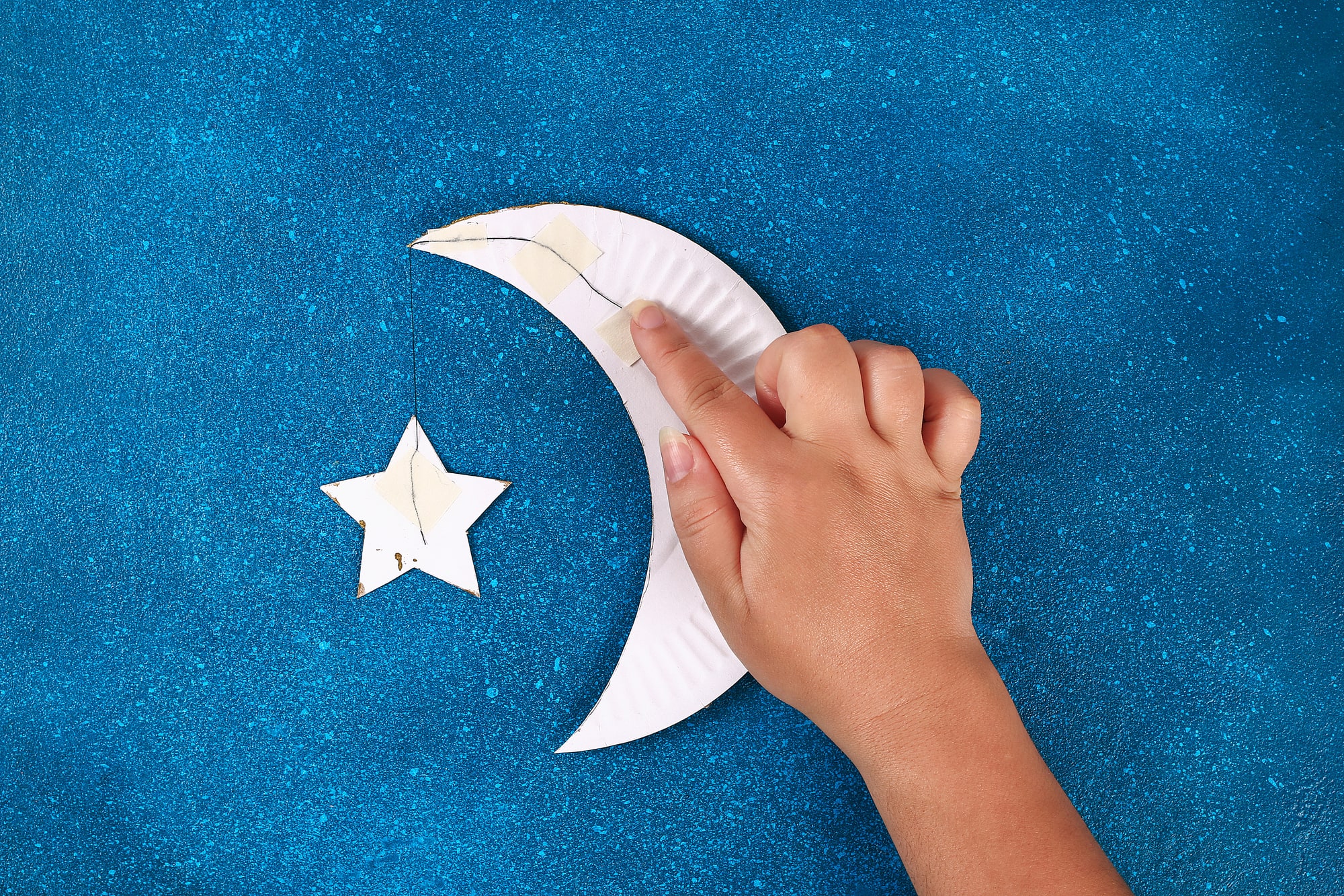 How to Make a Paper Plate Crescent Ramadan Decoration with Kids - In ...