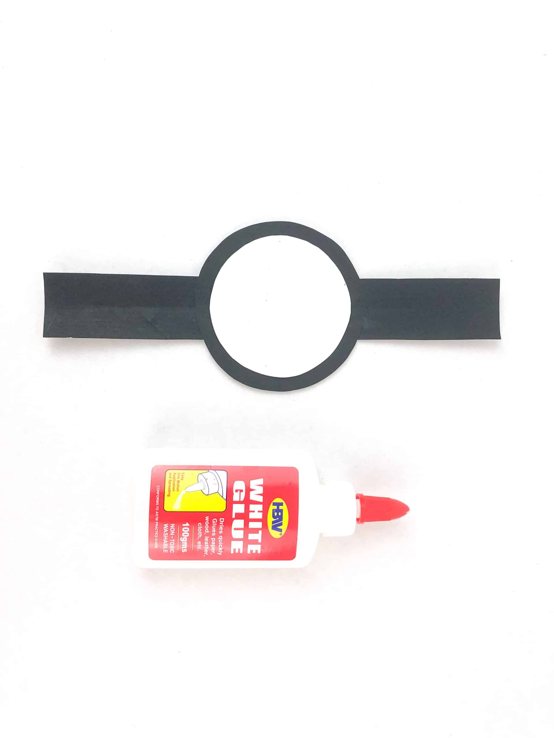 How to make an Pokeball craft that really opens - In The Playroom