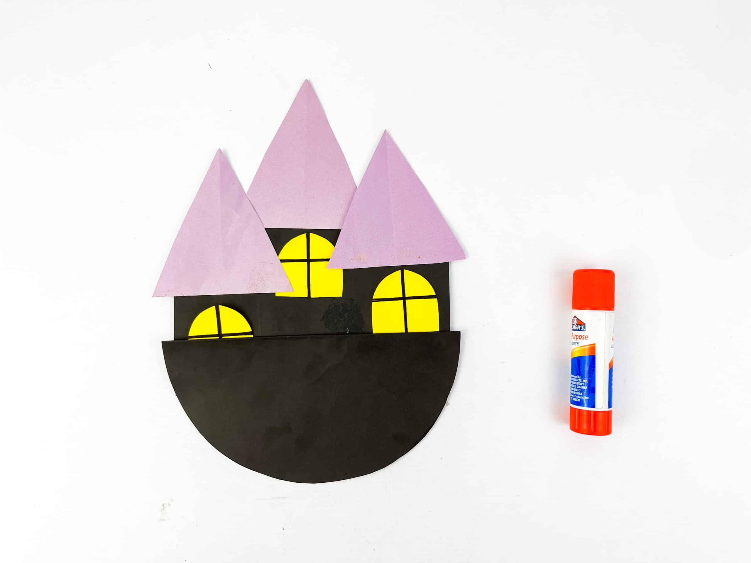How to make your own Halloween Haunted House Craft - In The Playroom